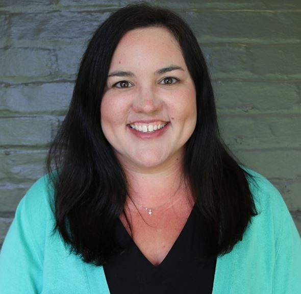 Ashley Staley – L'Evate